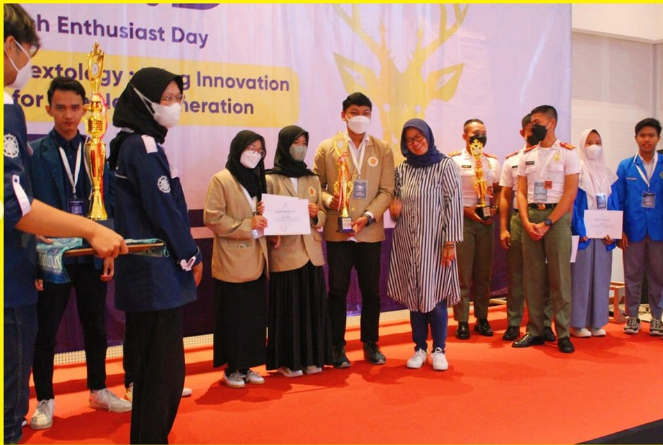 Mahasiswa Perbankan Meraih Juara 2 (Runner Up) kompetisi Science Project TED – deb.sv.ugm.ac.id