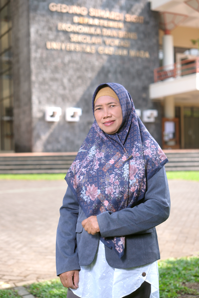 Dr. Sumirah, M.Si – deb.sv.ugm.ac.id